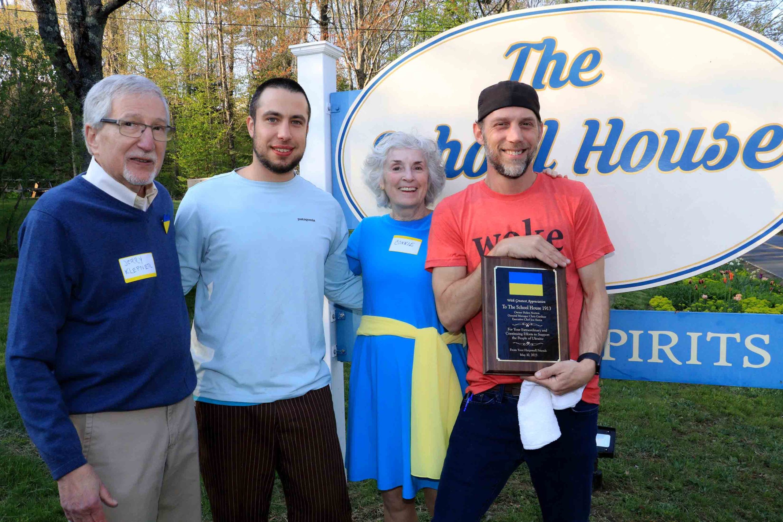 Harpswell rallies for Ukraine again, raising $23K for rebuilding city ...
