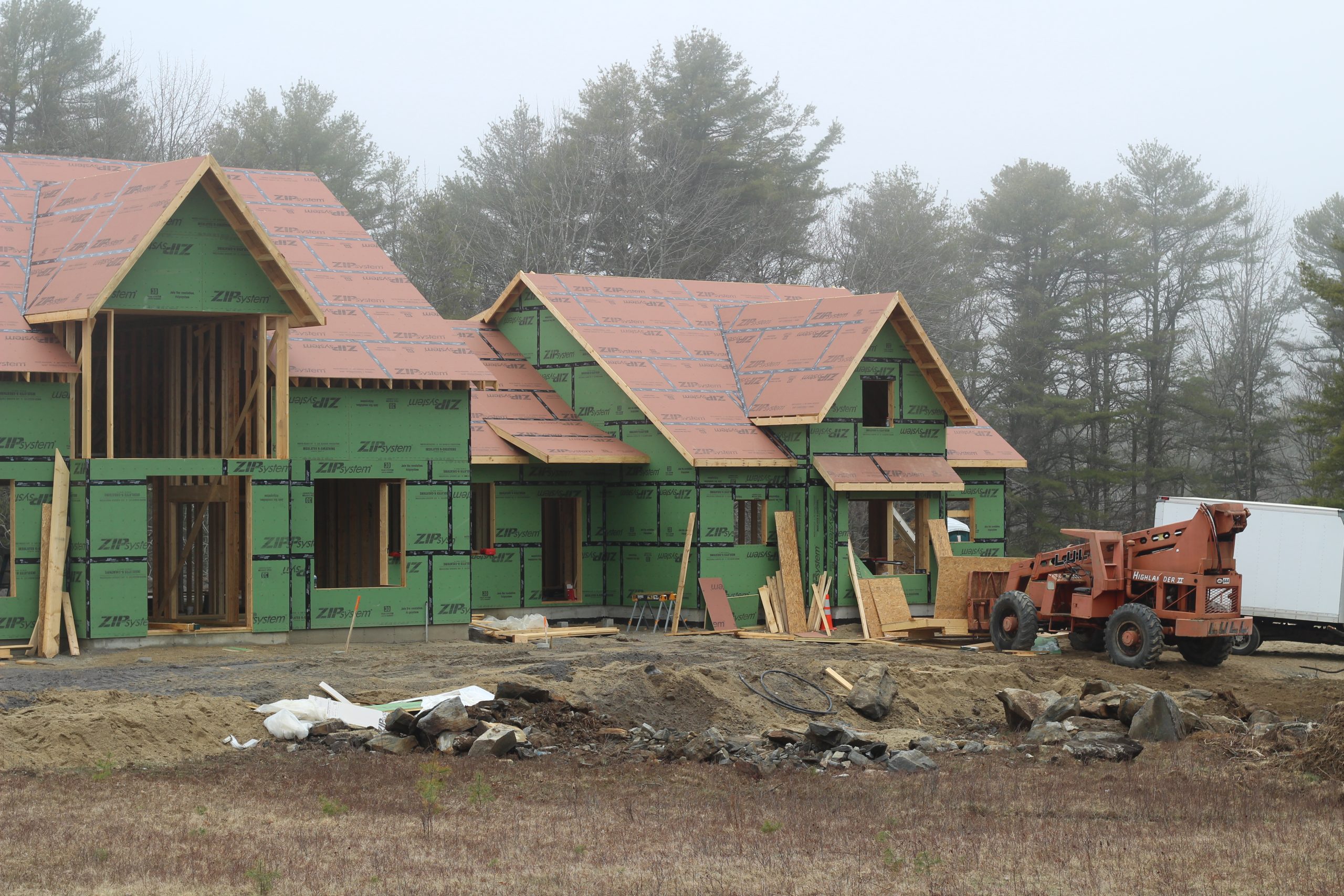 Home construction appears to level off in Harpswell, but more people ...